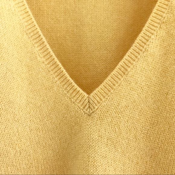 Saks Fifth Avenue | Sweaters | Saks 0 Cashmere Lemon Yellow Sweater ...